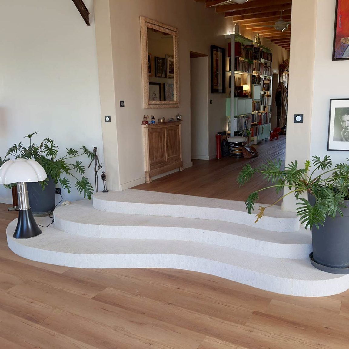 Escaliers en pierre naturelle, intérieurs ou extérieurs